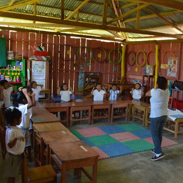 Education: Teaching in the Amazon | Detroit Zoological Society Blog